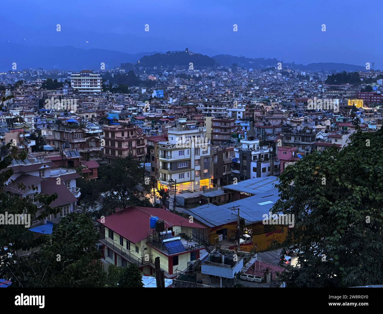 Ev ening hi-res stock photography and images - Alamy