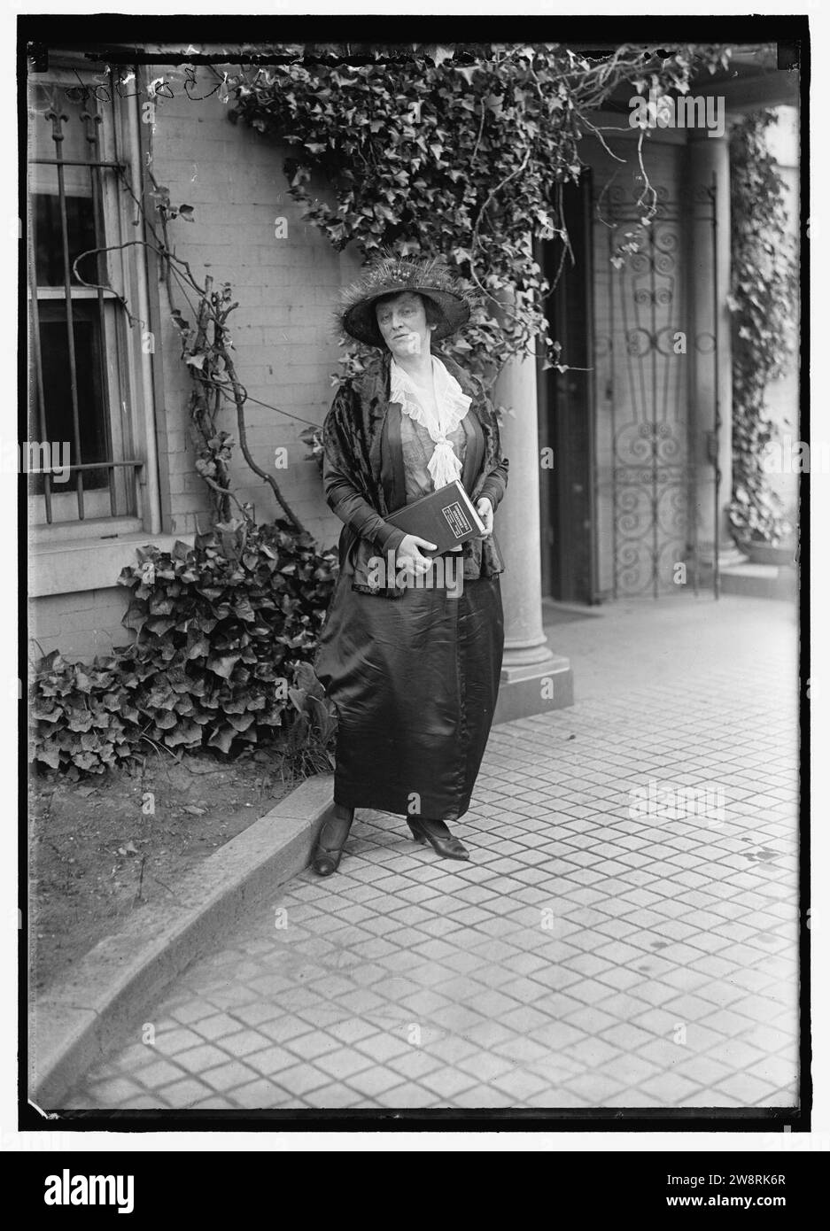 WOMAN SUFFRAGE (MISC. INDIVIDUAL SUFFRAGETTES Stock Photo - Alamy