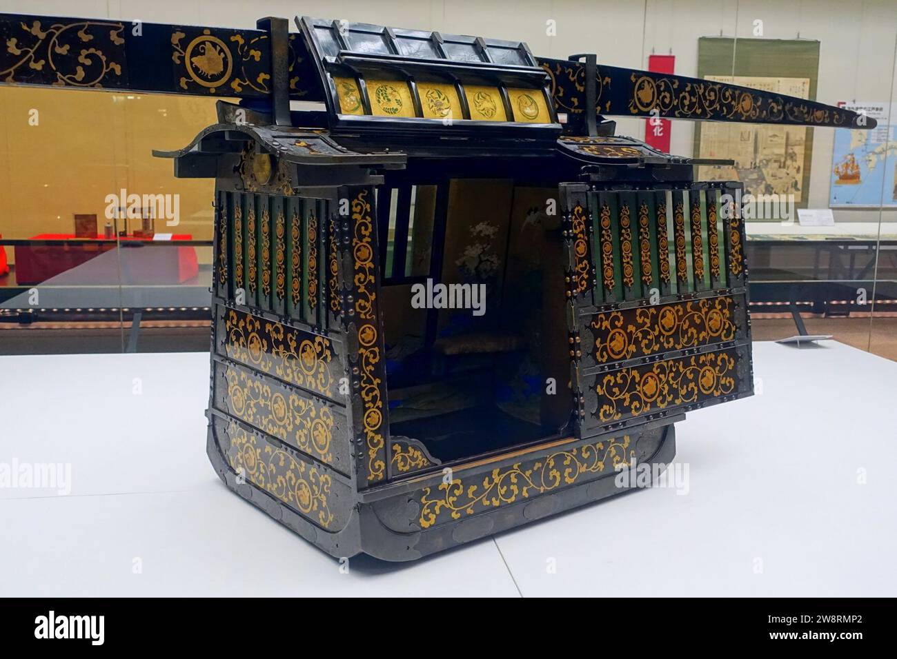 Woman's palanquin with maki-e design, swallow-tail butterfly crest ...