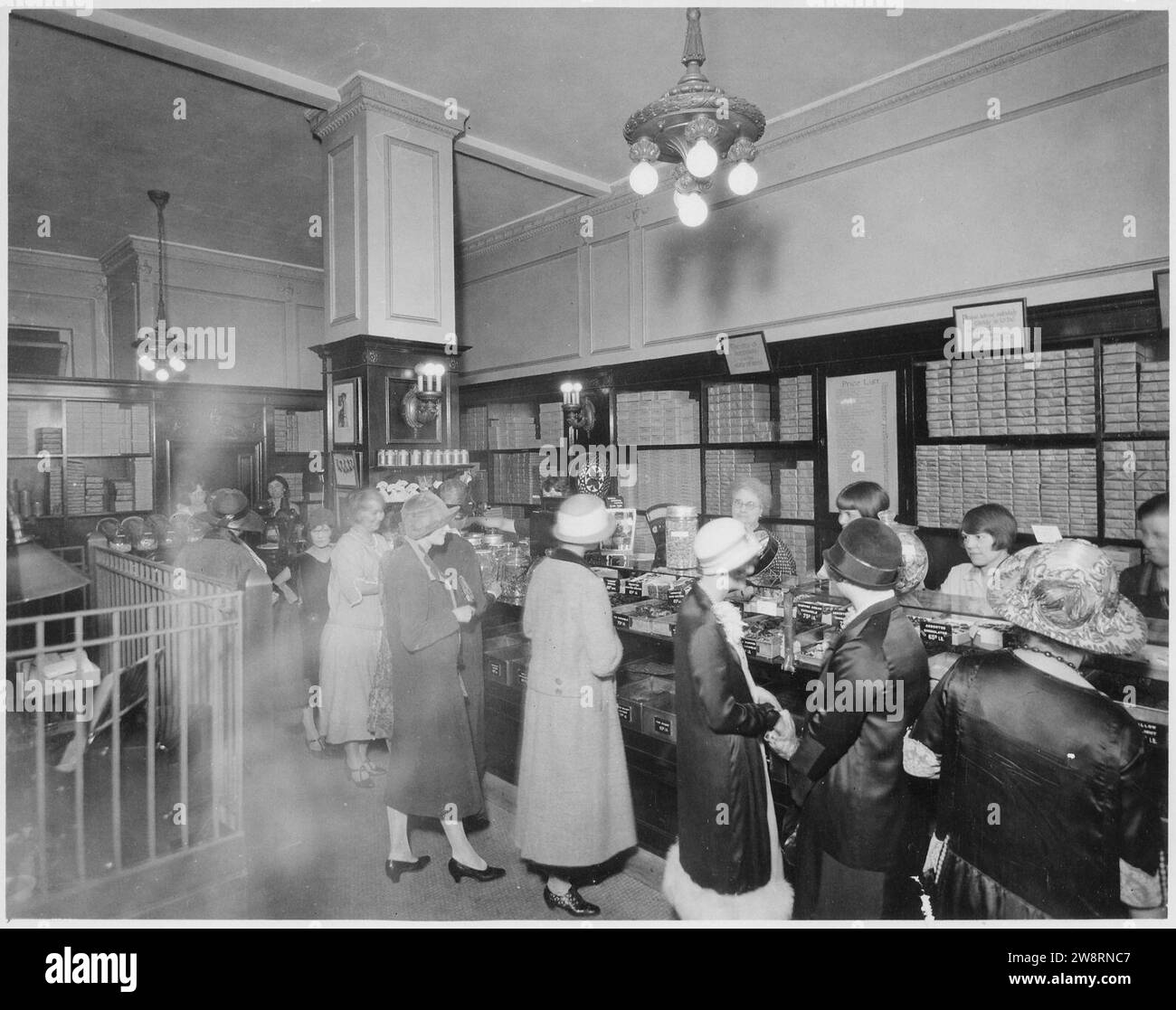 Chicago vintage candy hi-res stock photography and images - Alamy