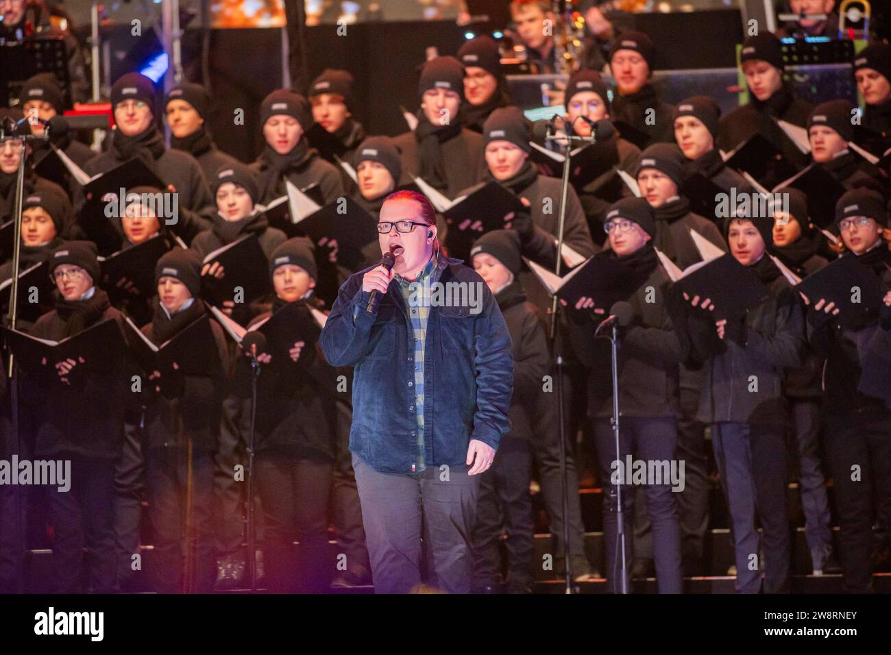 DAS GROSSE ADVENTSKONZERT Wenn kurz vor Weihnachten über 25.000 ...