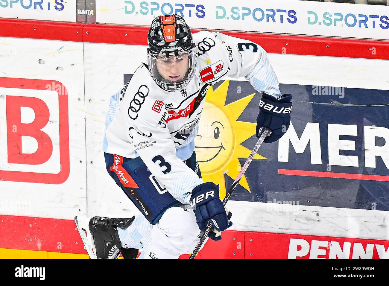 Luca zitterbart hi-res stock photography and images - Alamy