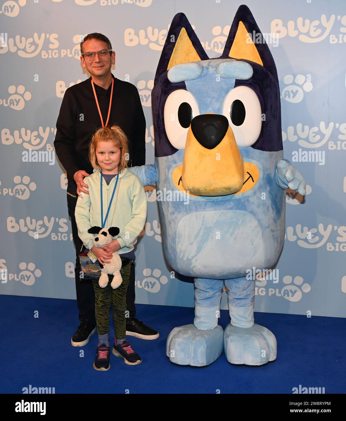 London, UK. 21st Dec, 2023. Dr Chris van Tulleken attends Gala ...