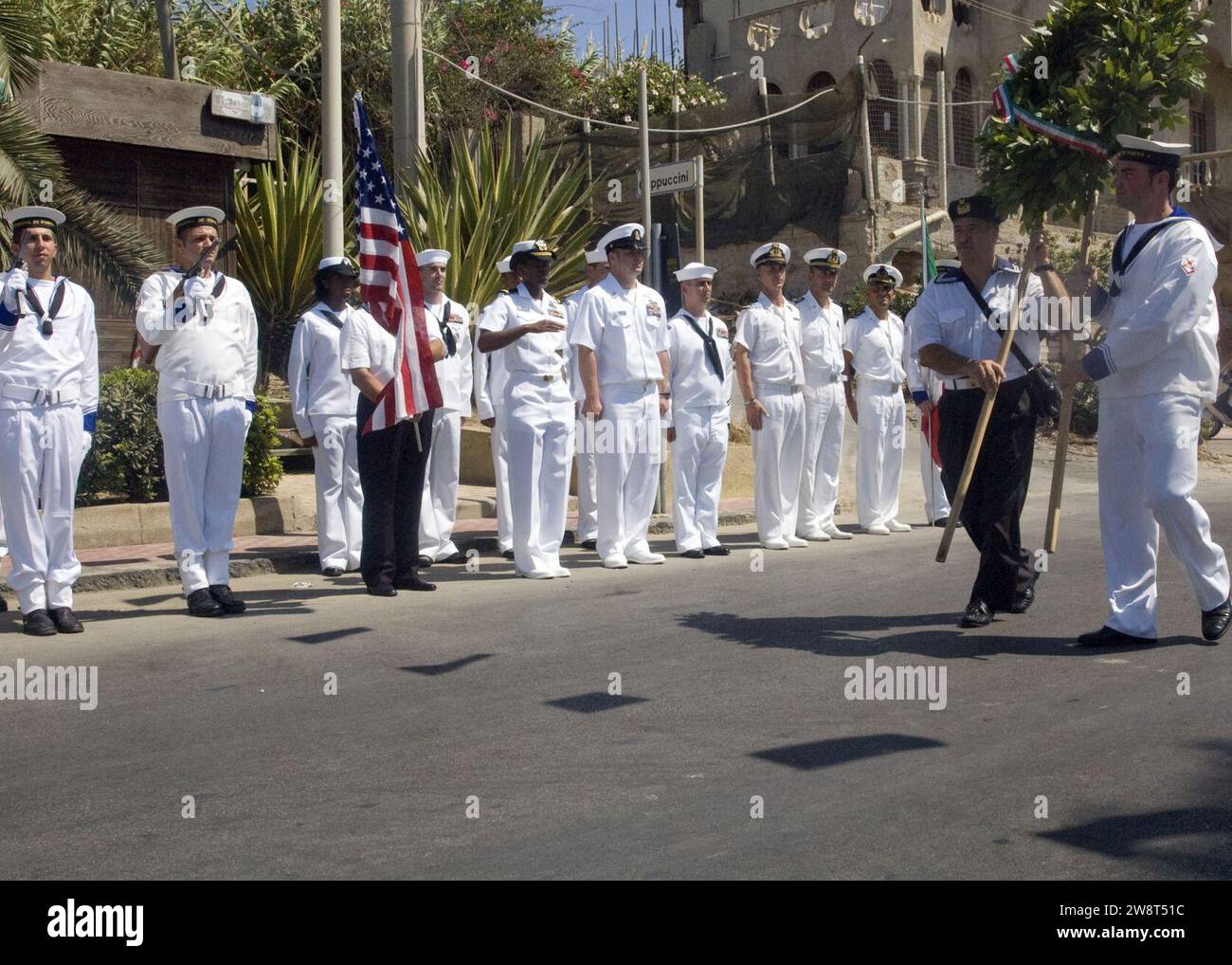 Wreath Laying Ceremony Stock Photo - Alamy