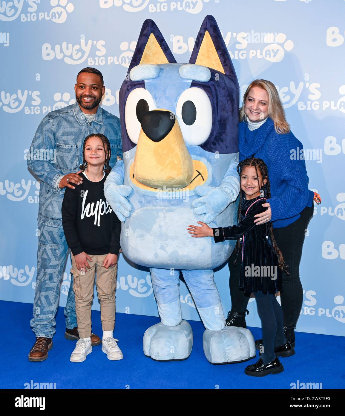 London, UK. 21st Dec, 2023. Jonathan Gill and Chloe Tangney attends ...