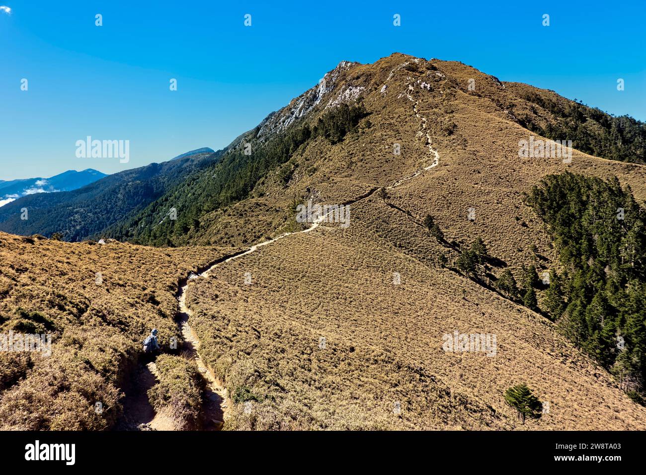 Trekking the Jiaming Lake Trail, Taitung, Taiwan Stock Photo - Alamy