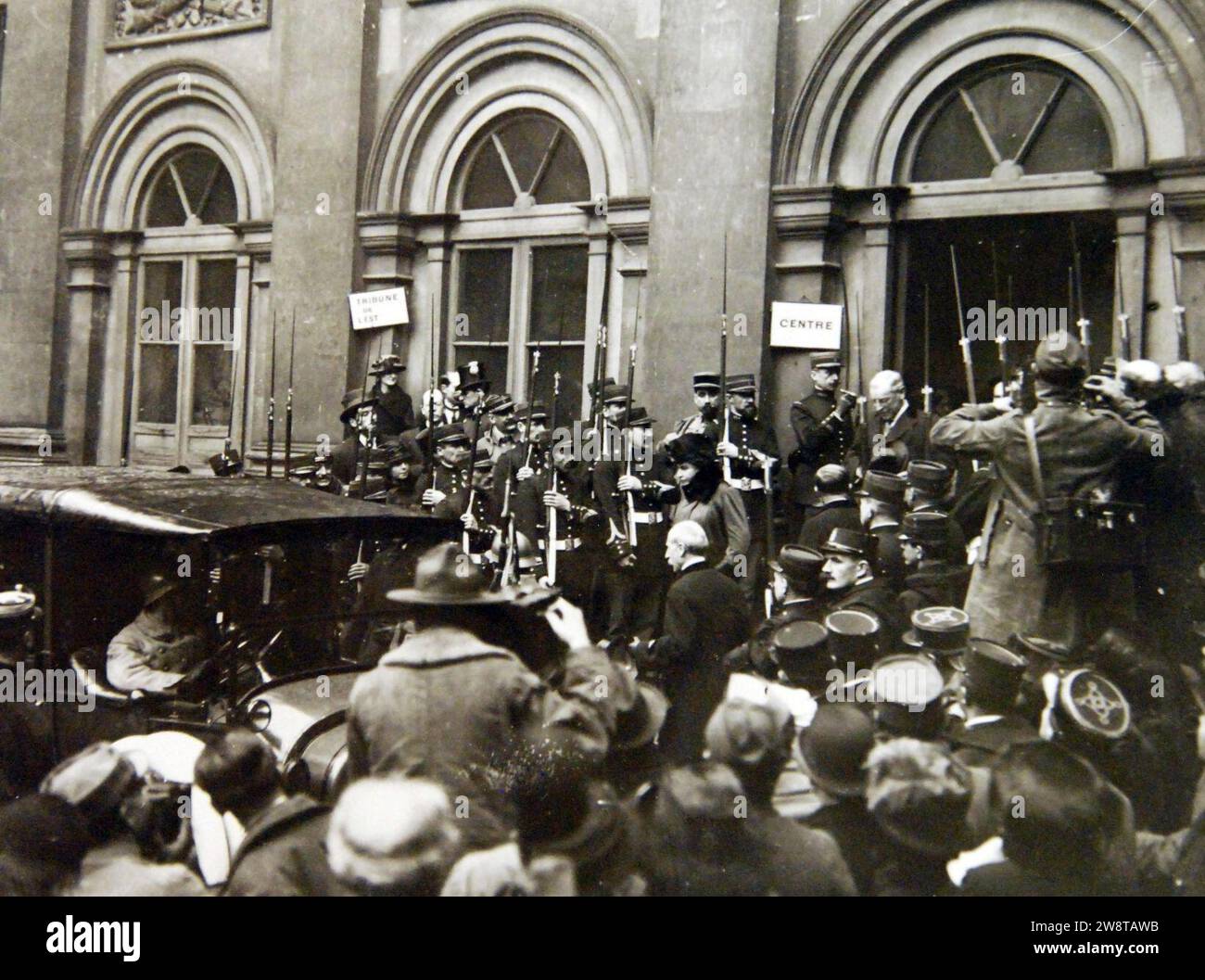 WWI-Peace Treaty. President and Mrs. Woodrow Wilson leaving the French ...