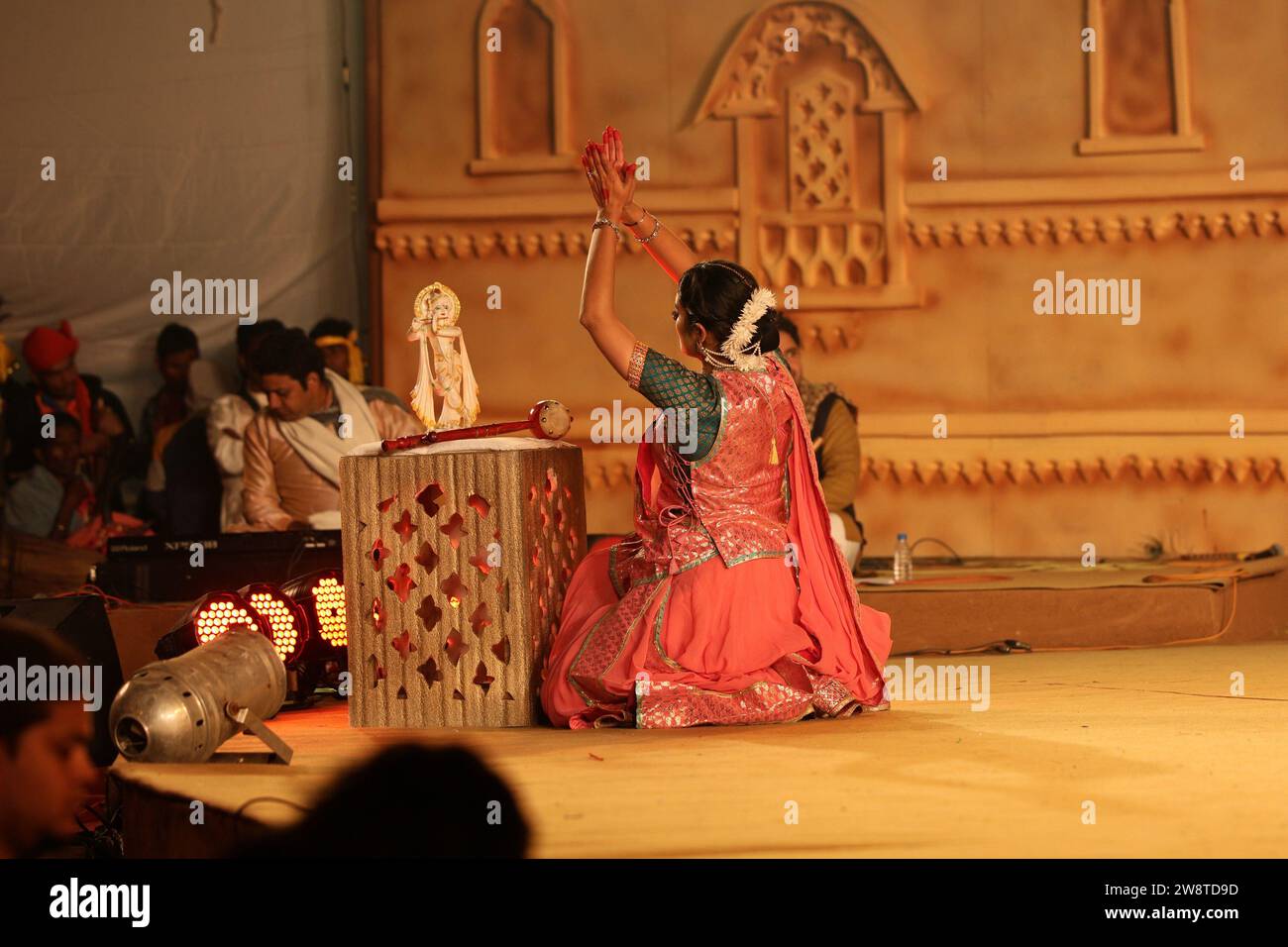 Udaipur, India. 21st Dec, 2023. Shilpgram Utsav 2023 : Udaipur ...