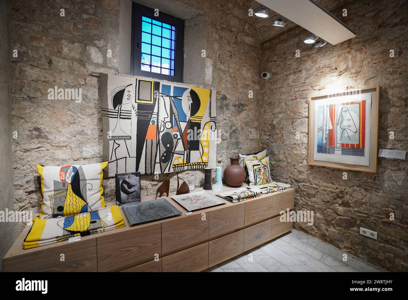 Pablo Picasso Museum Shop in Barcelona, Spain Stock Photo - Alamy