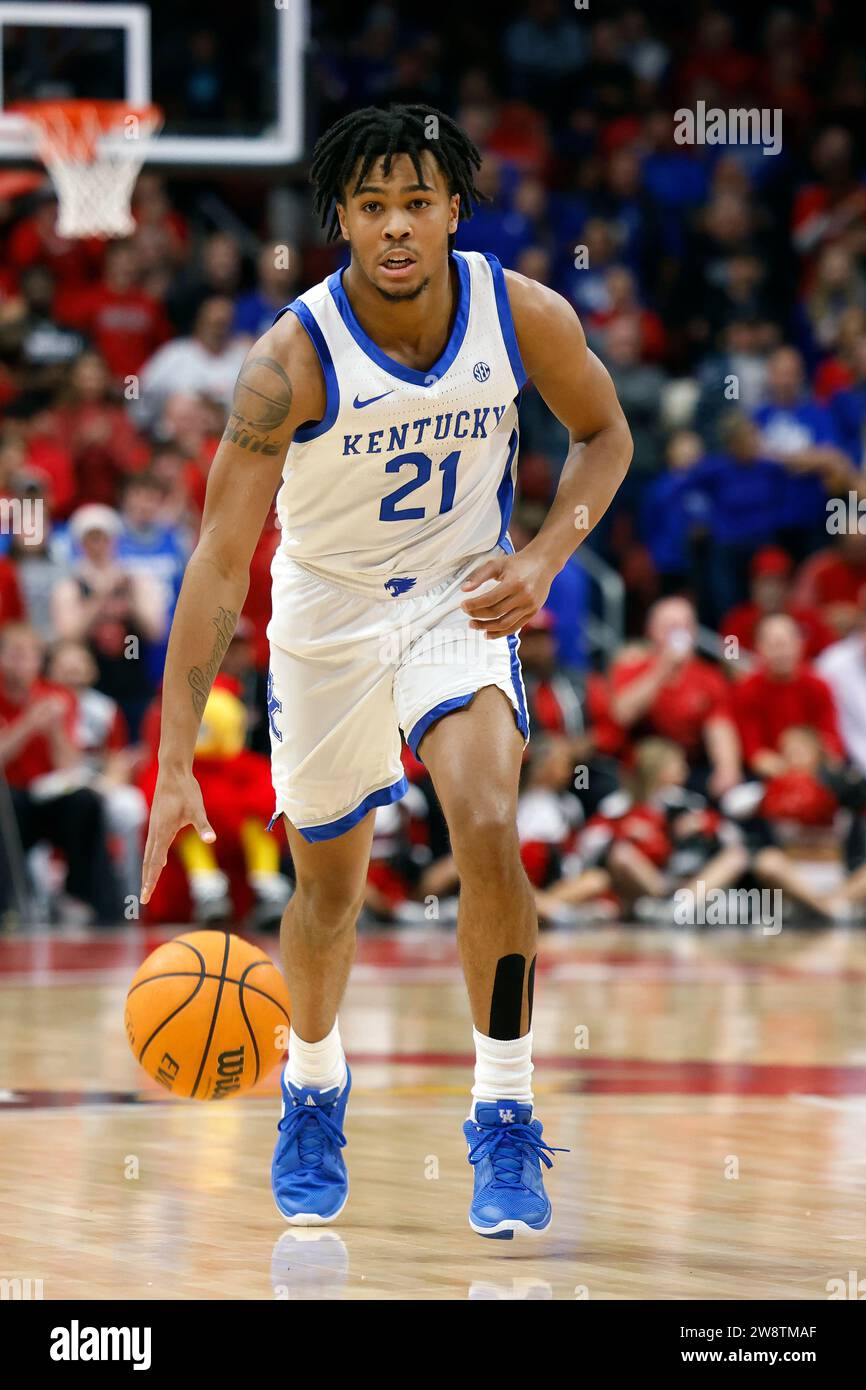 LOUISVILLE, KY - DECEMBER 21: Kentucky Wildcats guard D.J. Wagner (21 ...