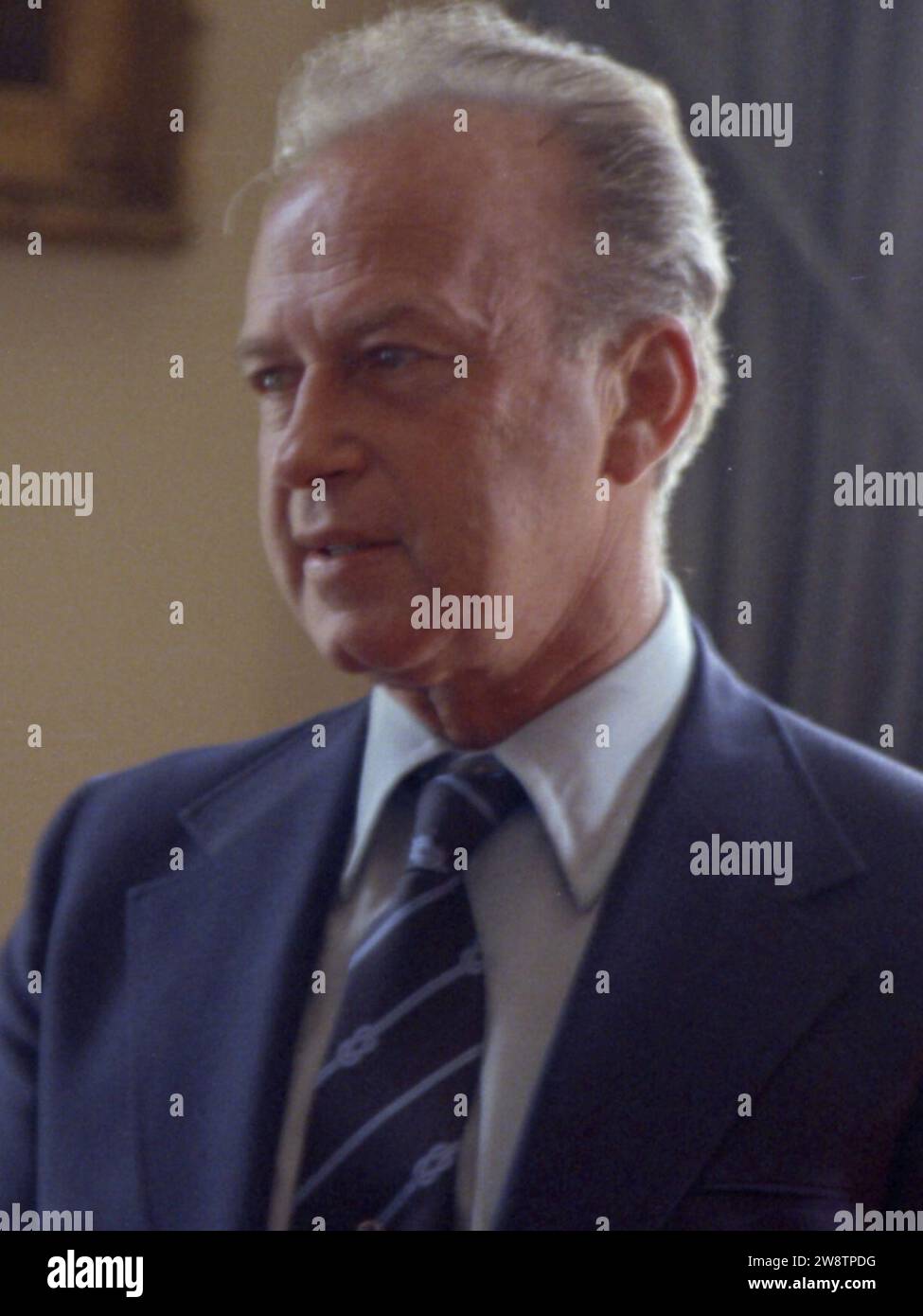 Yitzhak Rabin (1974 a Stock Photo - Alamy