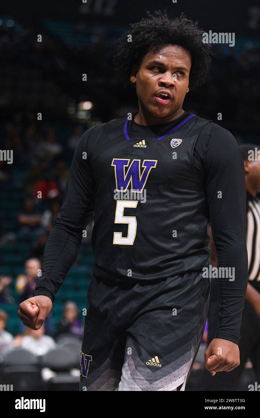 LAS VEGAS, NV - DECEMBER 02: Washington Huskies guard Sahvir Wheeler (5 ...