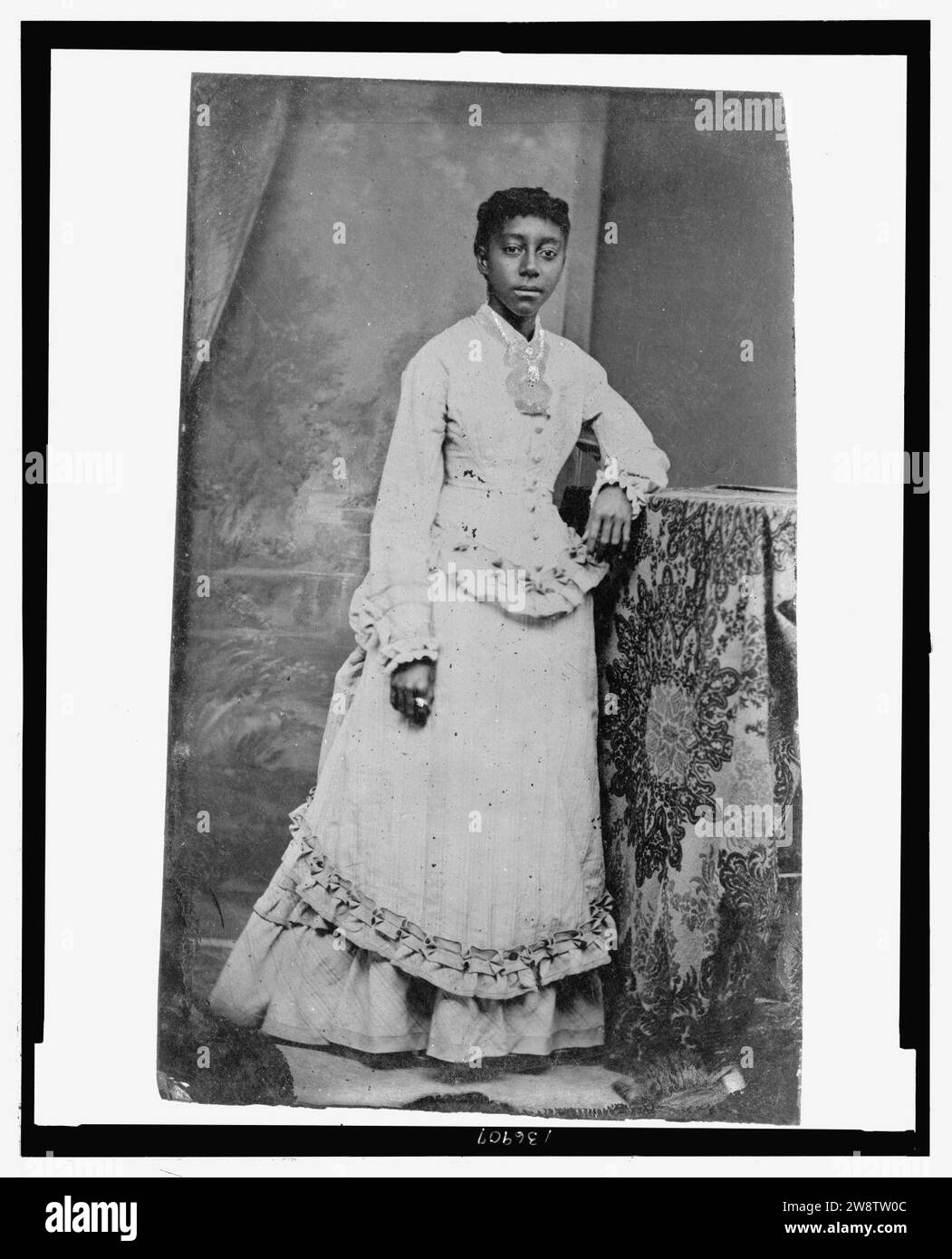 Resting on arm Black and White Stock Photos & Images - Alamy