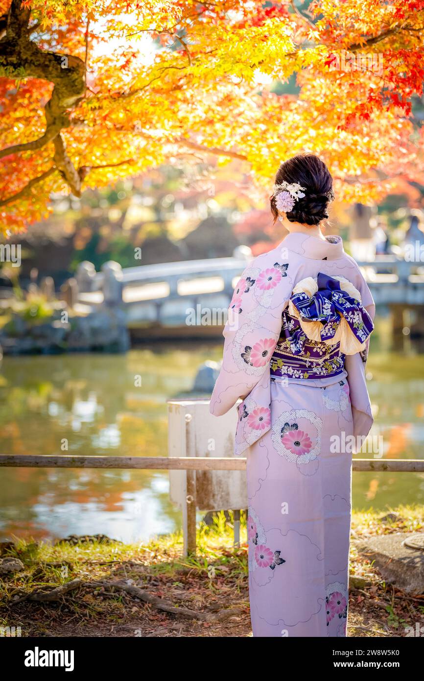 Japanese Kimono Portrait back view photography. Kyoto, Japan. Fall ...