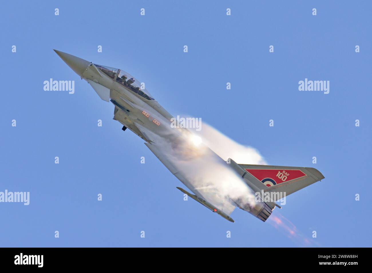 Eurojet engine hi-res stock photography and images - Alamy