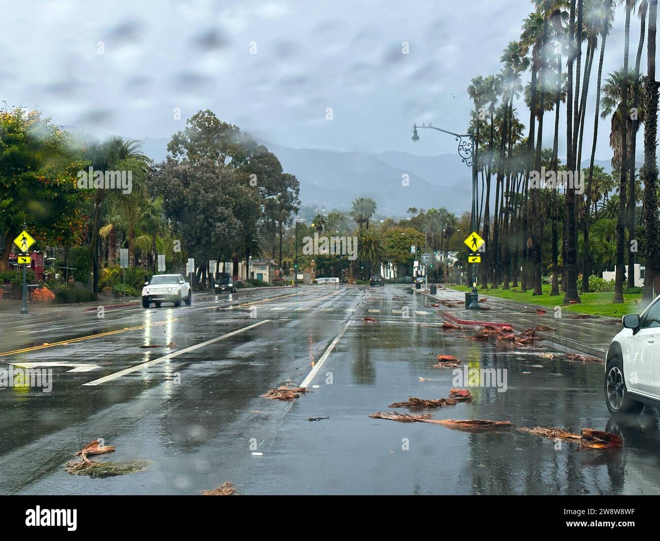 Santa Barbara, California, U.S.A. 21st Dec, 2023. Winter Solstice Rains ...