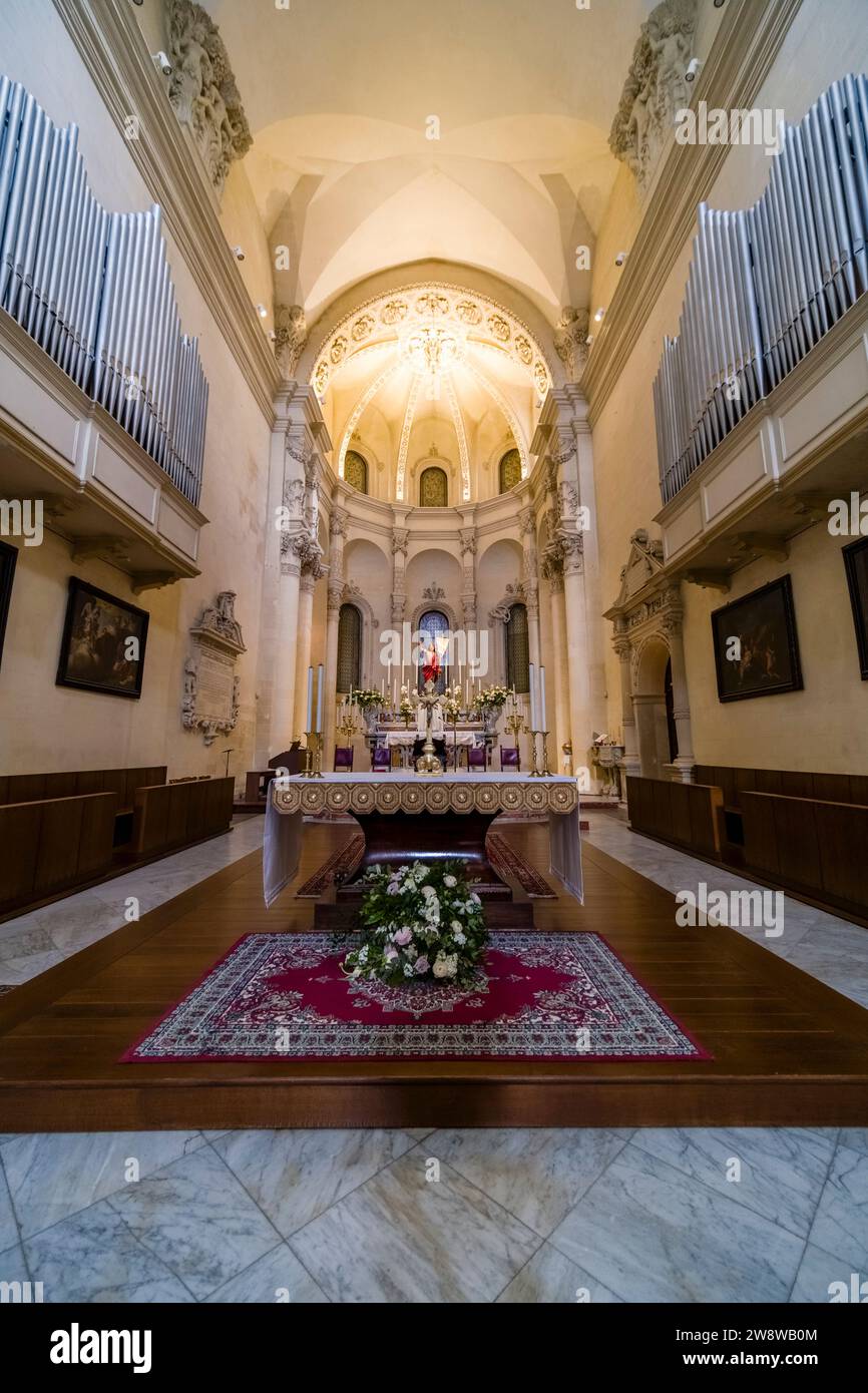 Interior design, organ, altar and choir inside the church Basilica di ...