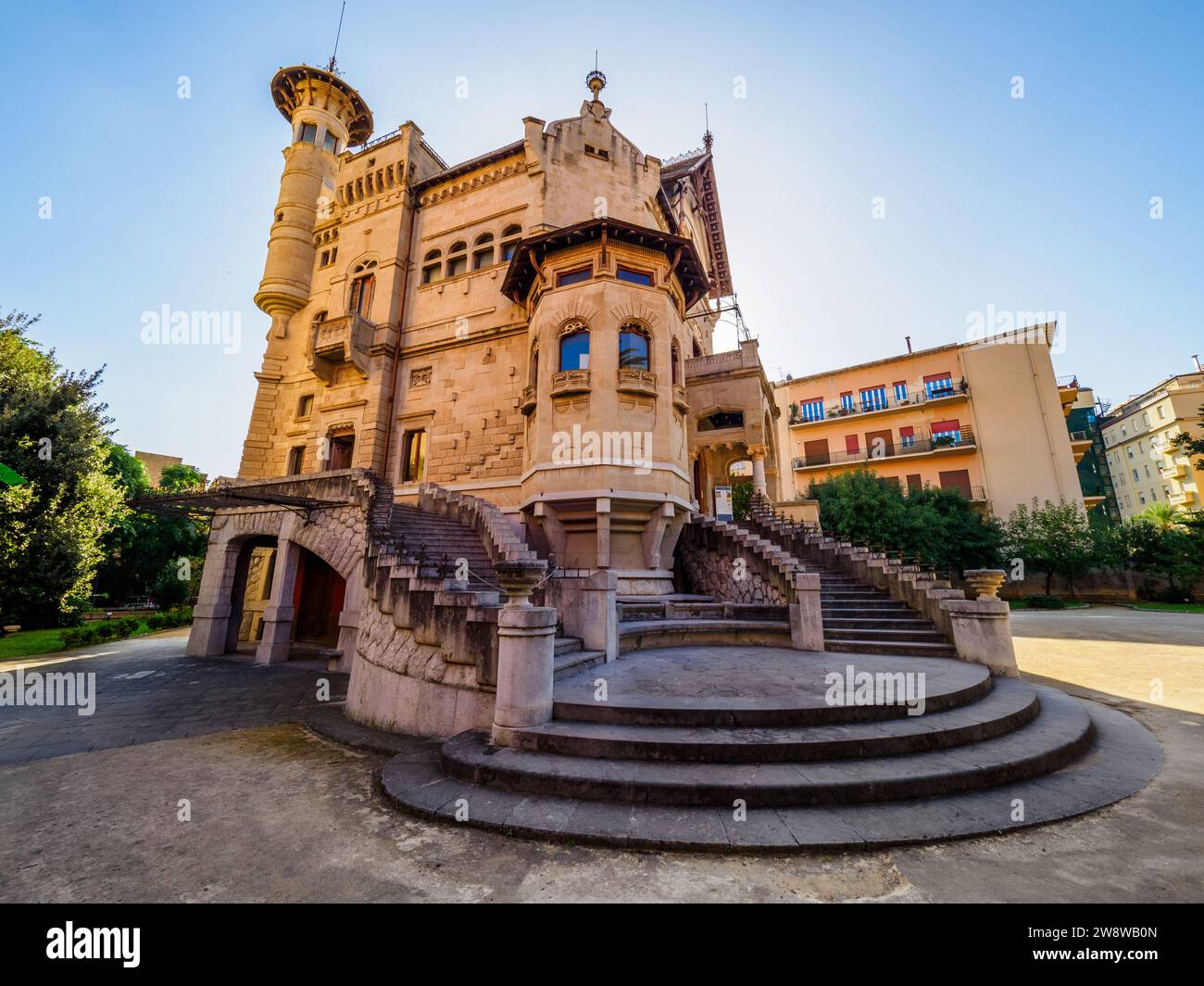 Destination destinations detail hi-res stock photography and images - Alamy