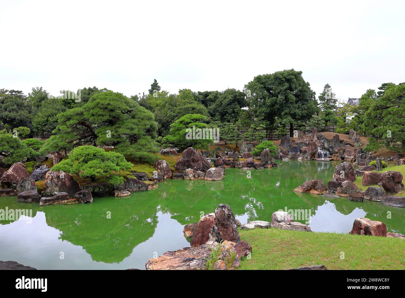 Nijo Castle with gardens, a home for the shogun Ieyasu in Nijojocho ...