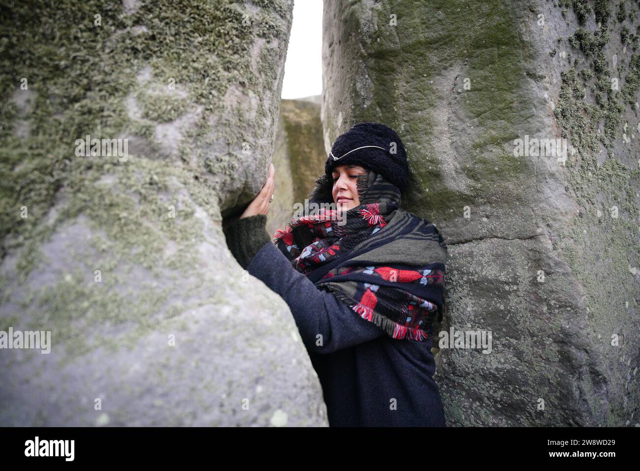 People take part in the winter solstice celebrations at the Stonehenge ...