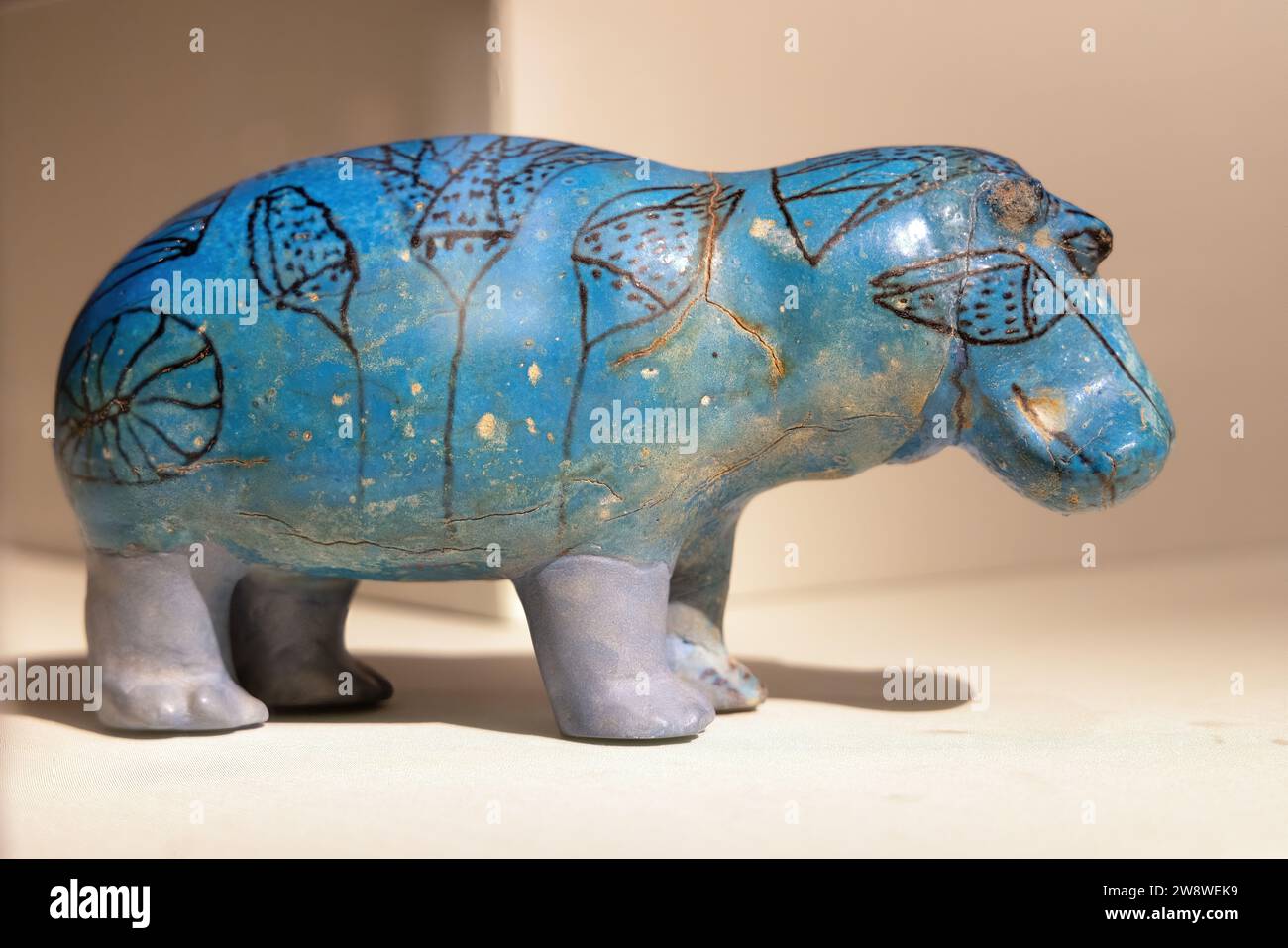 Statuette of a hippopotamus, Metropolitan Museum of Art, New York Stock ...