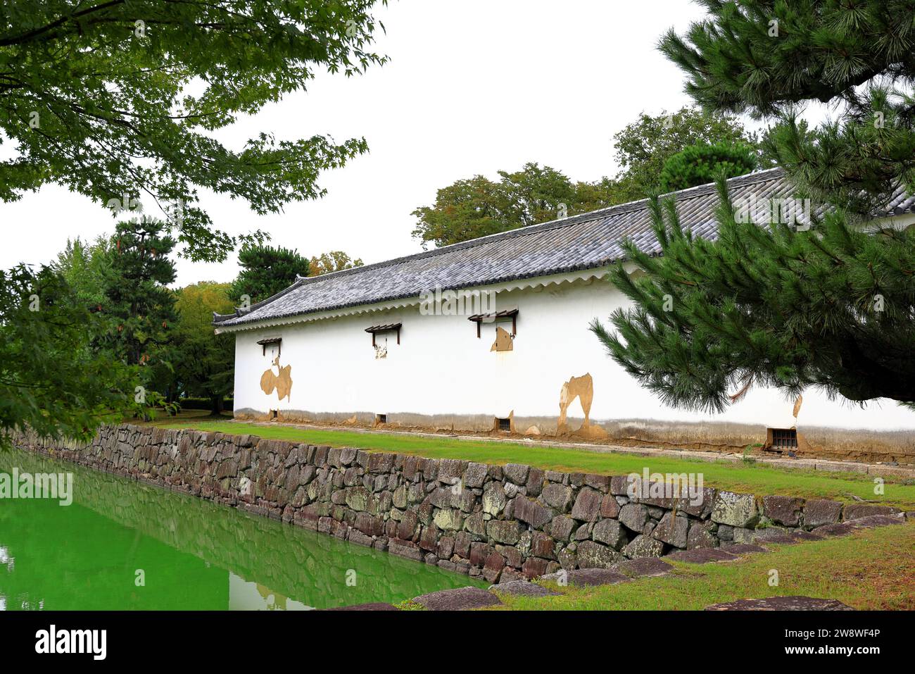Nijo Castle with gardens, a home for the shogun Ieyasu in Nijojocho ...