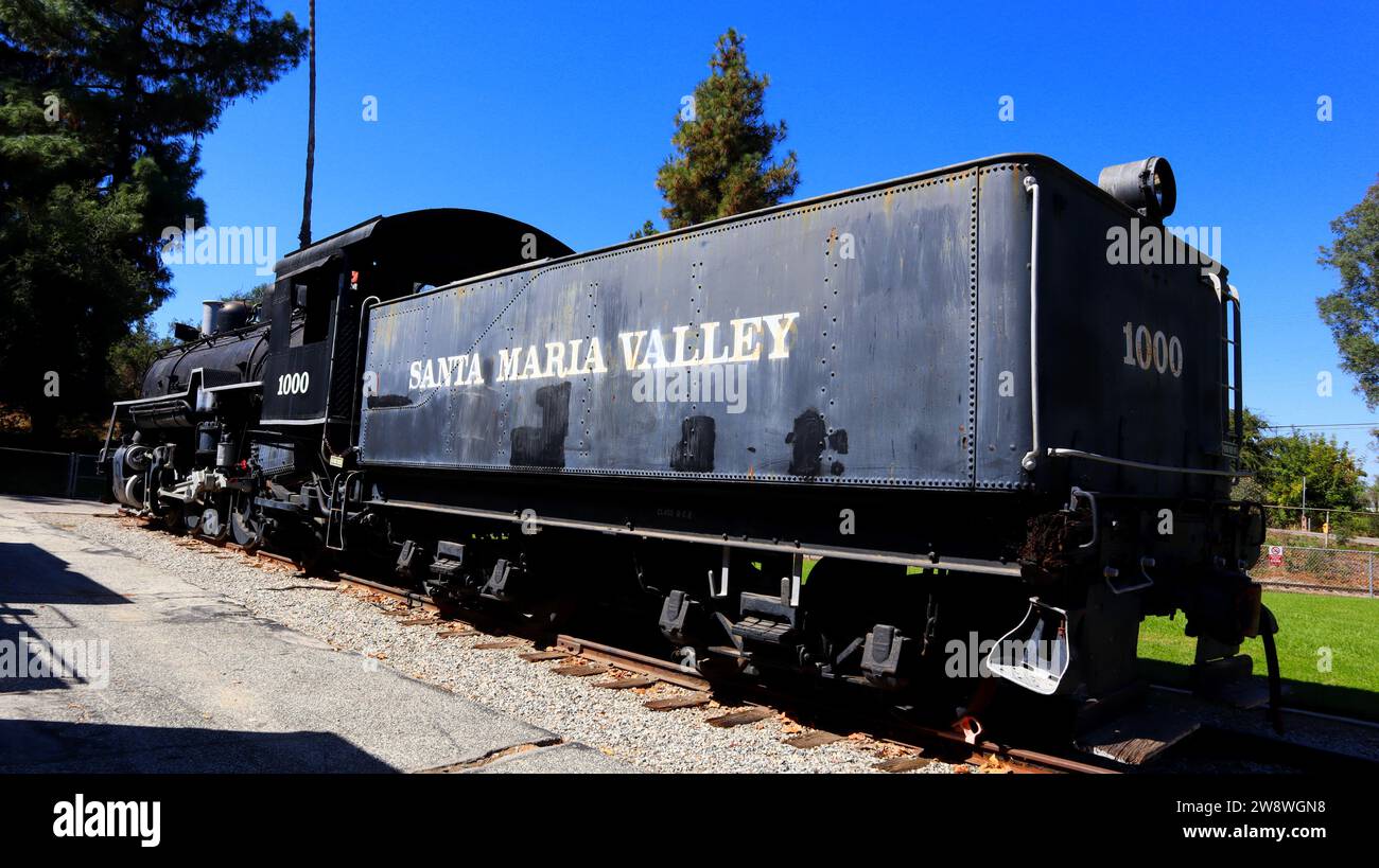 Los Angeles, California: Santa Maria Valley Locomotive at TRAVEL TOWN ...