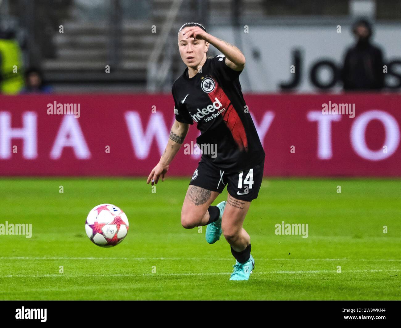 Frankfurt, Deutschland. 21st Dec, 2023. Geraldine Reuteler (Eintracht ...