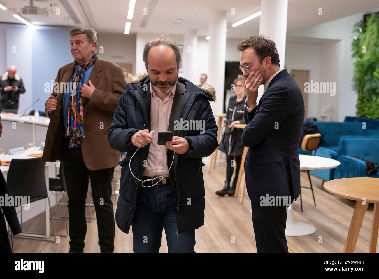 Paris, France. 21st Dec, 2023. Exclusive - Jonathan Guemas and Loic ...