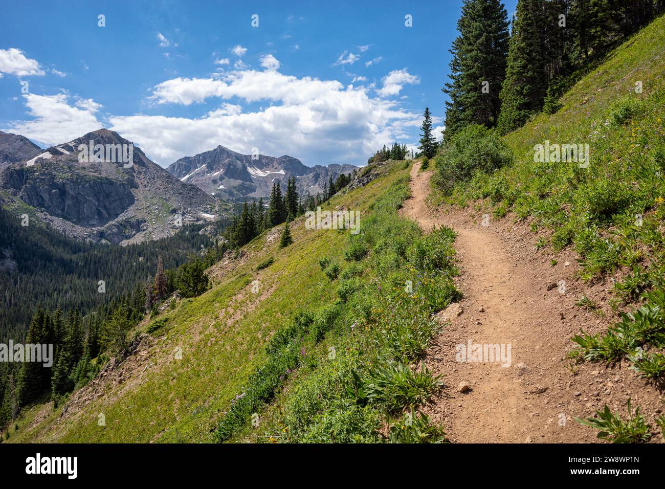 Arapaho pass trail hi-res stock photography and images - Alamy