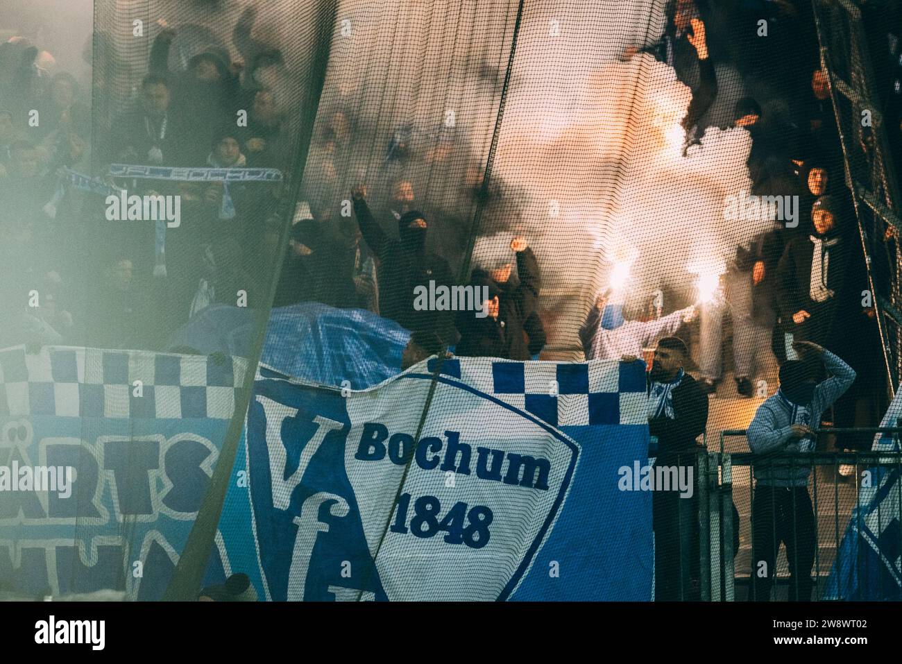 Vfl bochum fans hi-res stock photography and images - Alamy