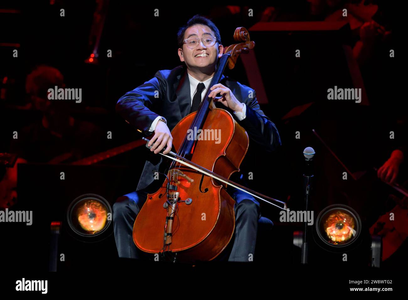 Nathan Chan Cello - Night of the Proms, Olympiahalle, München 15.12. ...