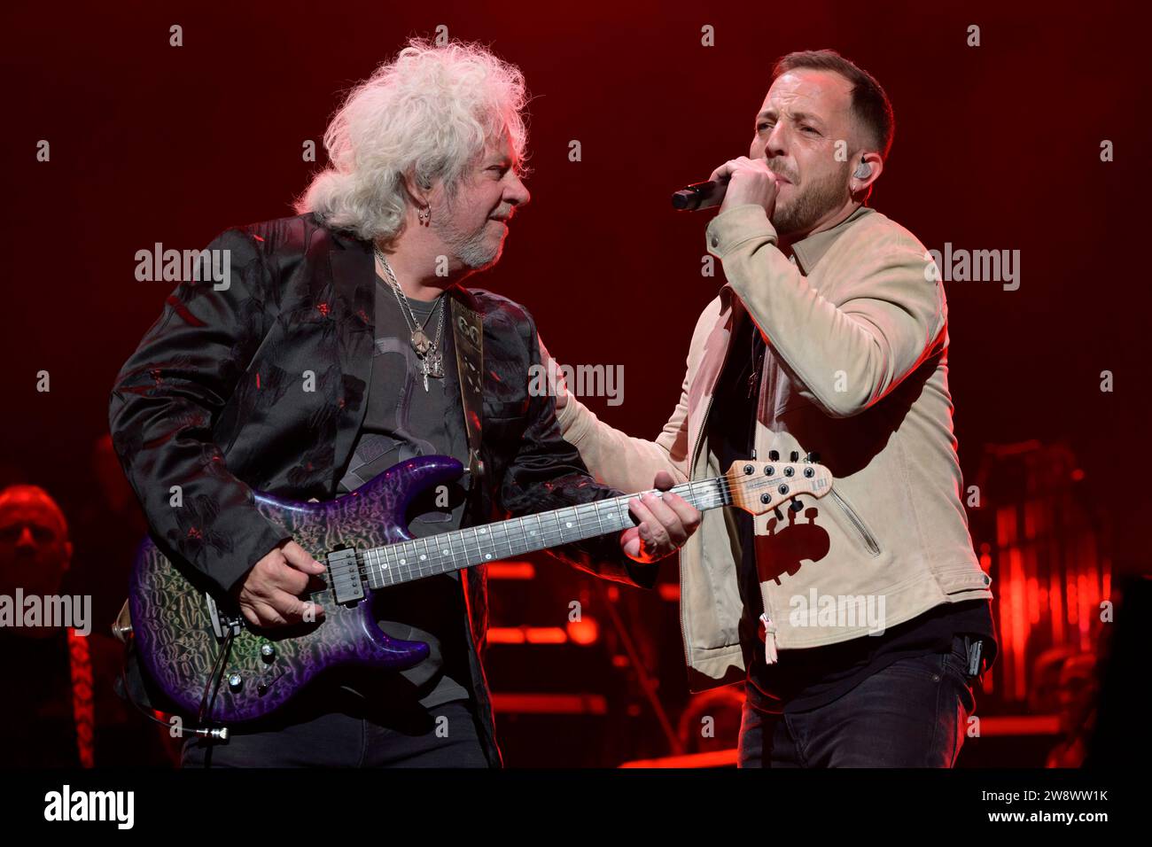 Toto Steve Lukather & James Morrison - Night of the Proms, Olympiahalle ...