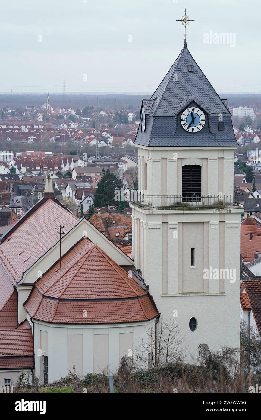 Leimen, Germany. 22nd Dec, 2023. The building of the Herz-Jesu-Kirche ...