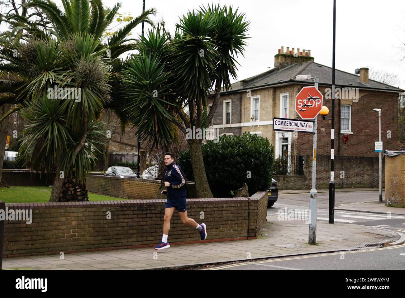Banksy has unveiled a new piece of art work at the intersection of ...