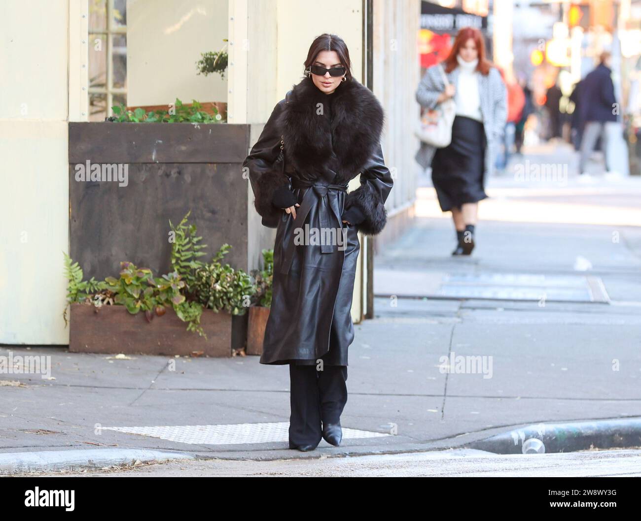 Emily Ratajkowski shows off her effortless style in a leather, fur ...