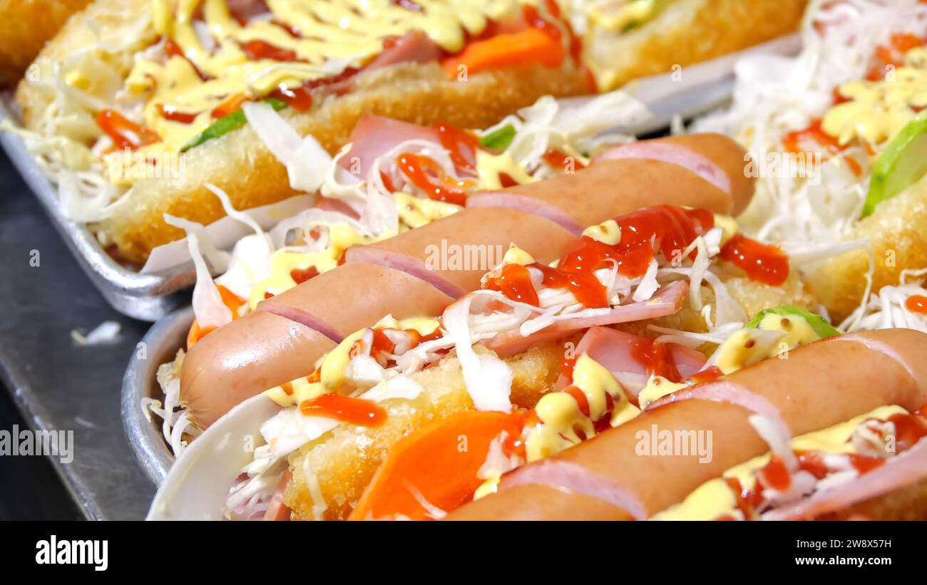 Quintessential hot dog hi-res stock photography and images - Alamy