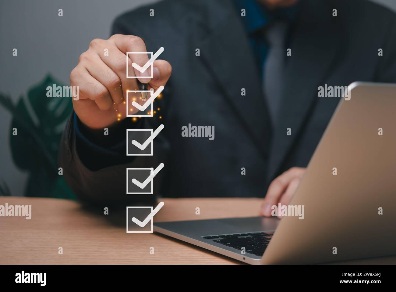 Employee performance evaluation form hi-res stock photography and ...