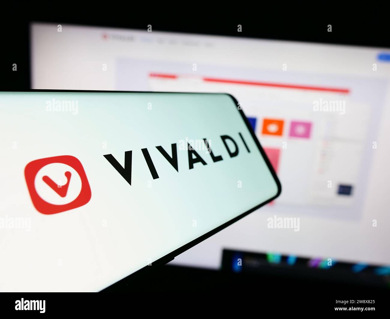 Logo vivaldi hi-res stock photography and images - Alamy