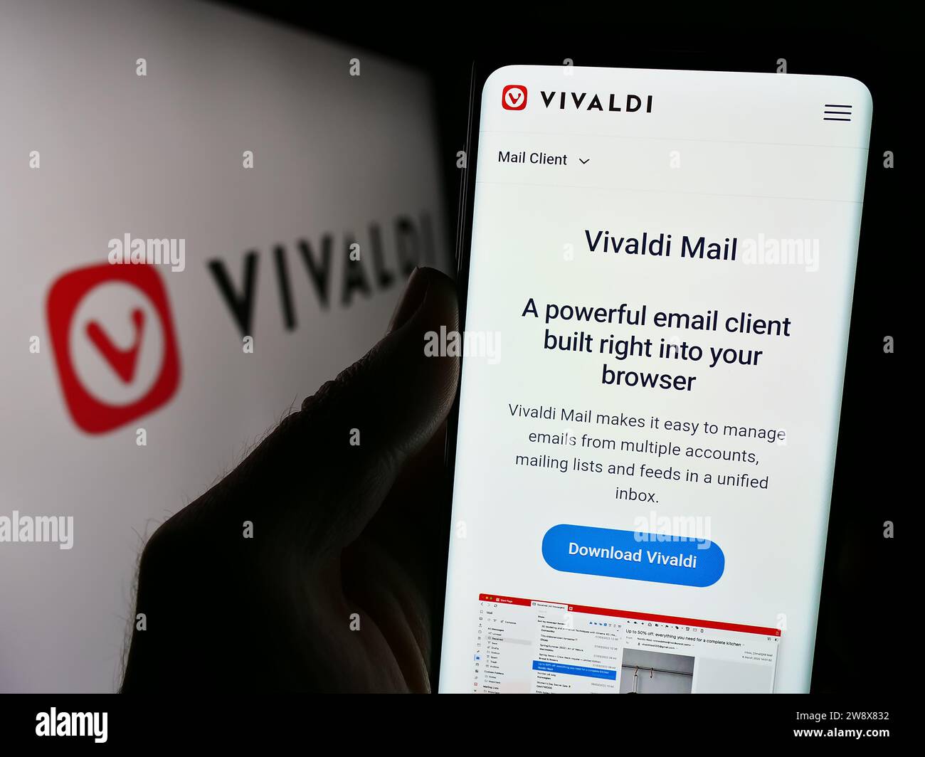 Vivaldi logo hi-res stock photography and images - Alamy