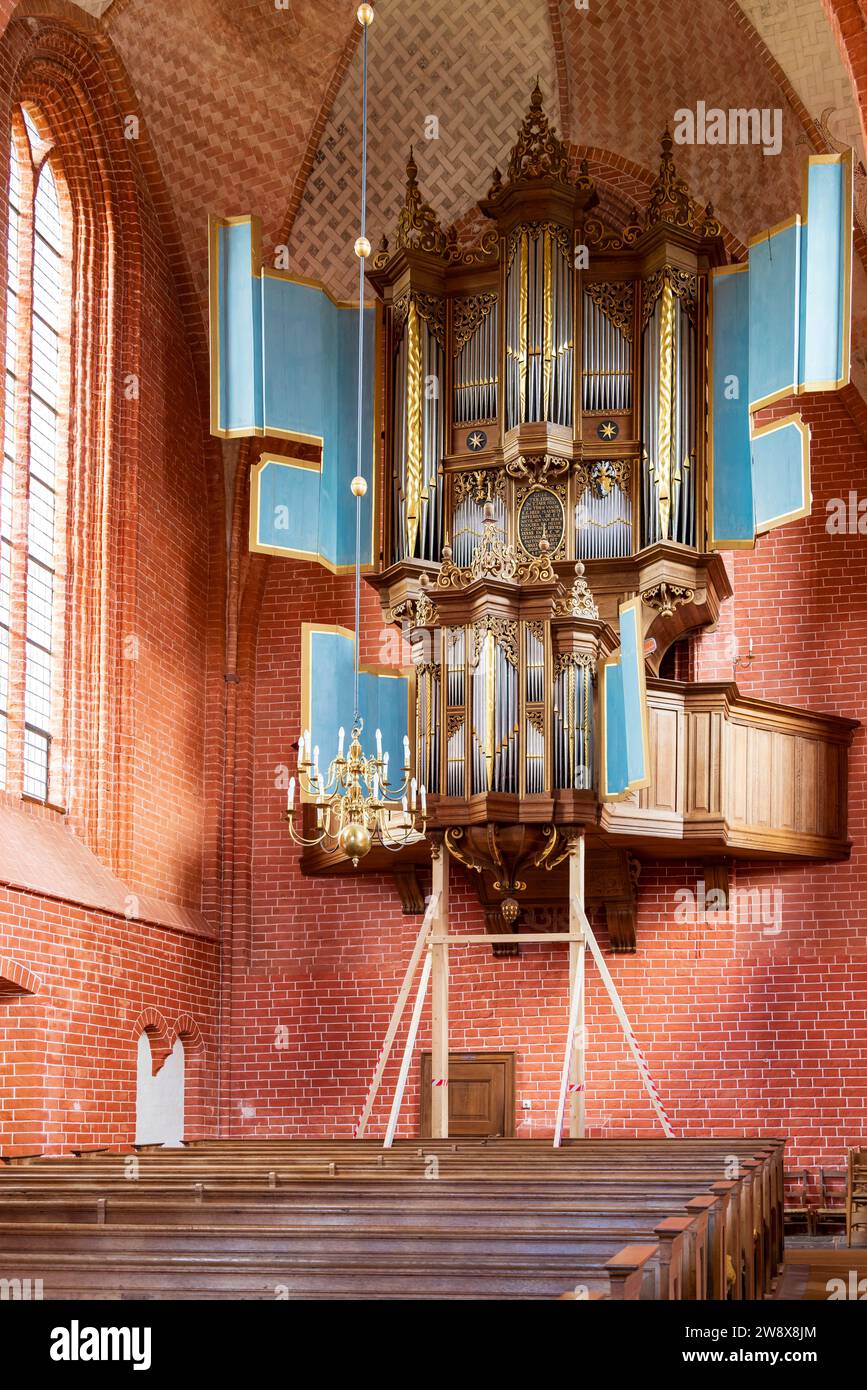 Ancient organ supported by beans results of earthquakes and gas ...