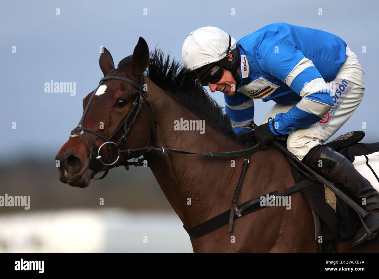 Let it rain race horse hi-res stock photography and images - Alamy