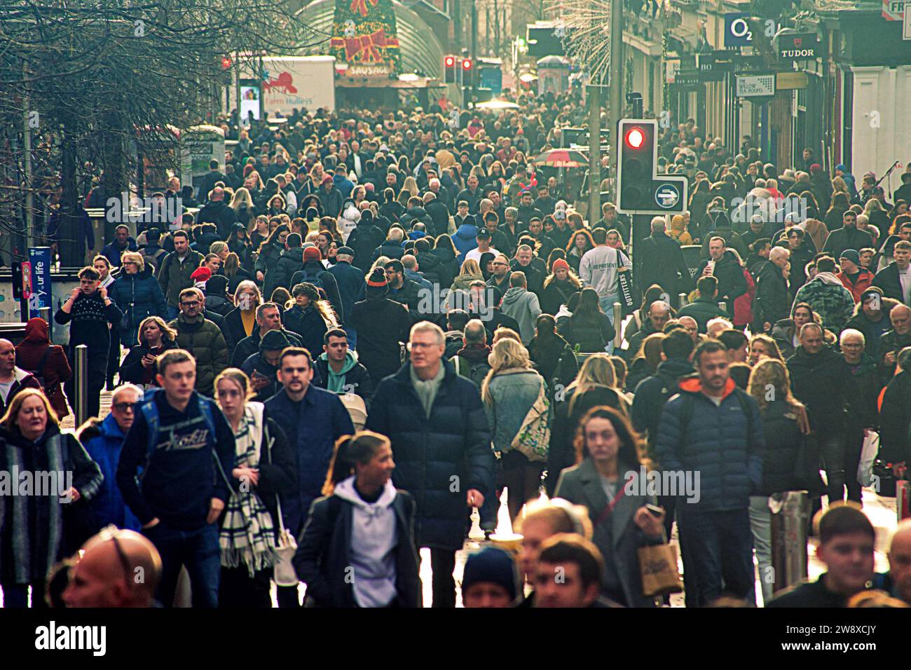 Golden z glasgow hi-res stock photography and images - Alamy