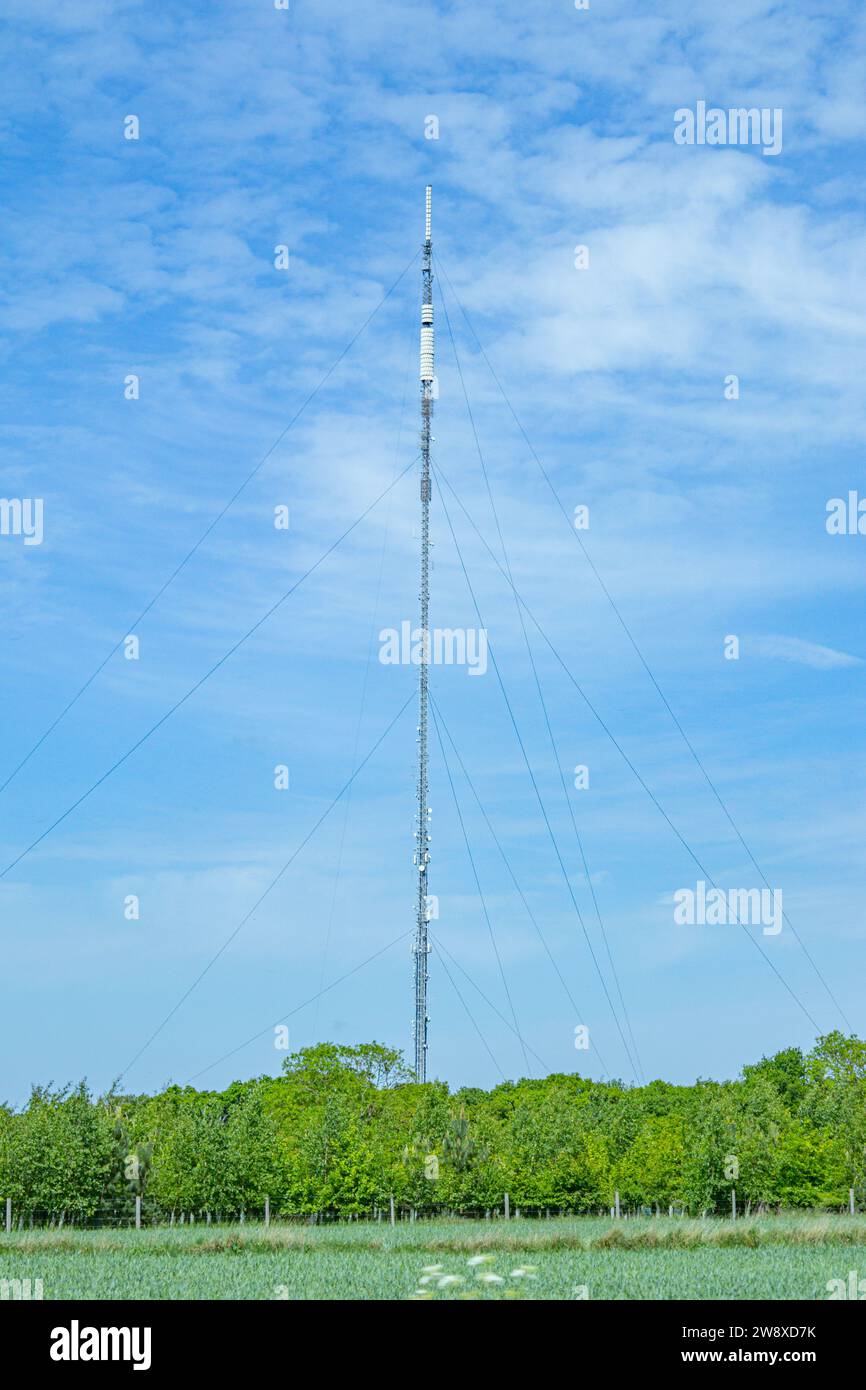 Sandy heath transmitter hi-res stock photography and images - Alamy