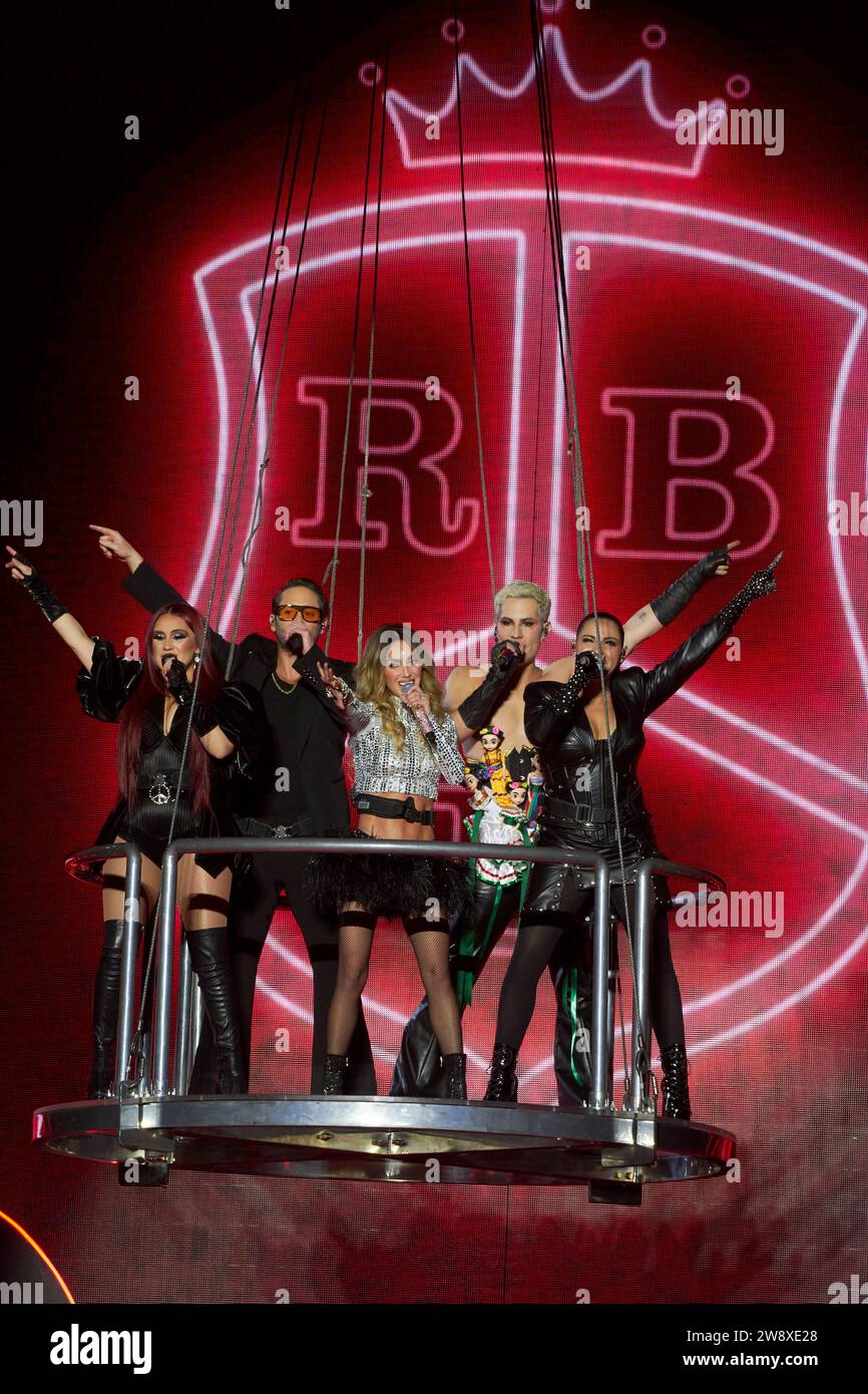 Rebelde reunion hi-res stock photography and images - Alamy