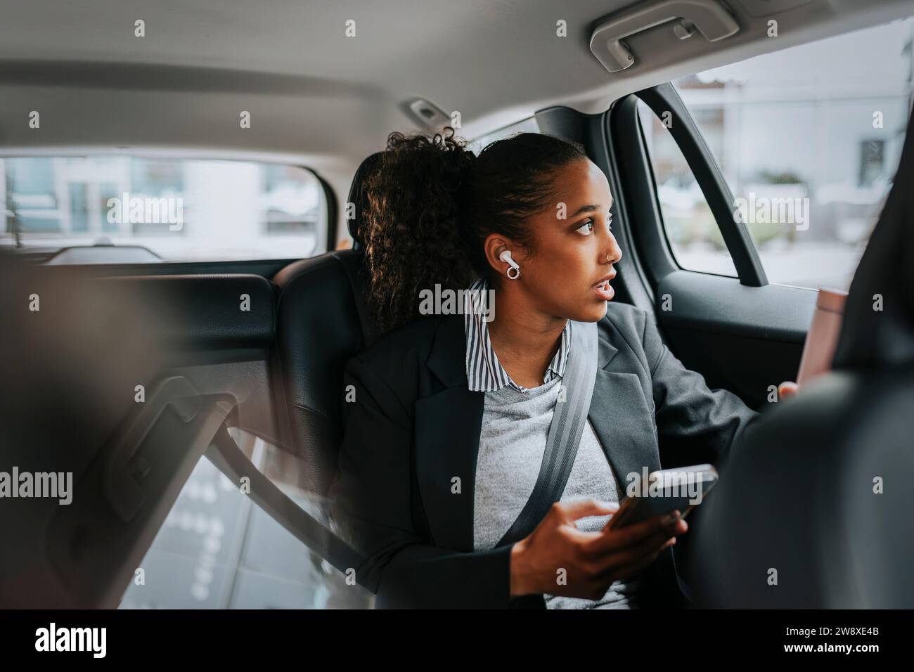 Talking through car window hi-res stock photography and images - Alamy
