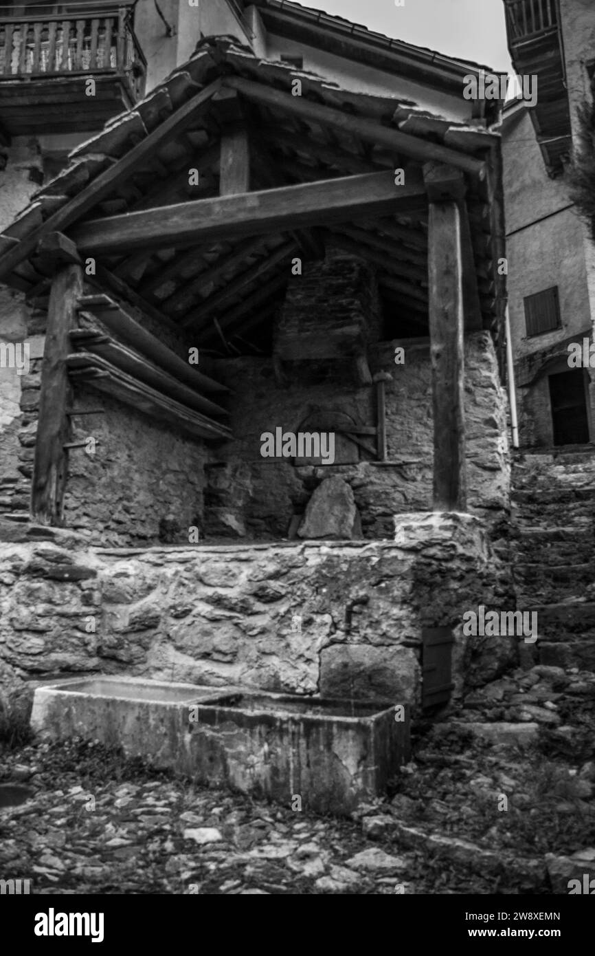 Blue sky background ancient Black and White Stock Photos & Images - Alamy