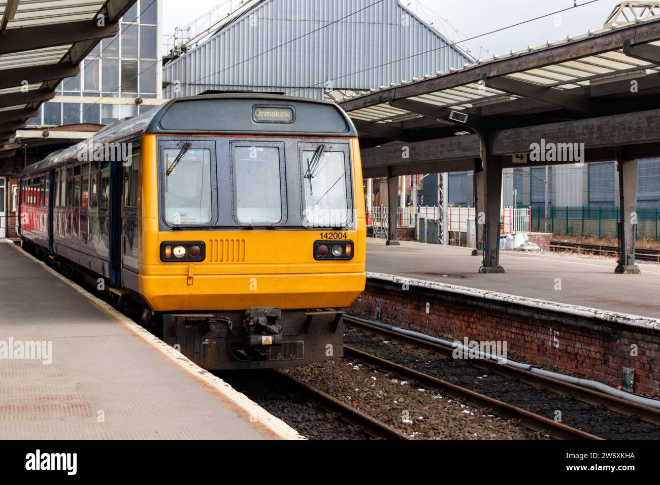 142004 hi-res stock photography and images - Alamy