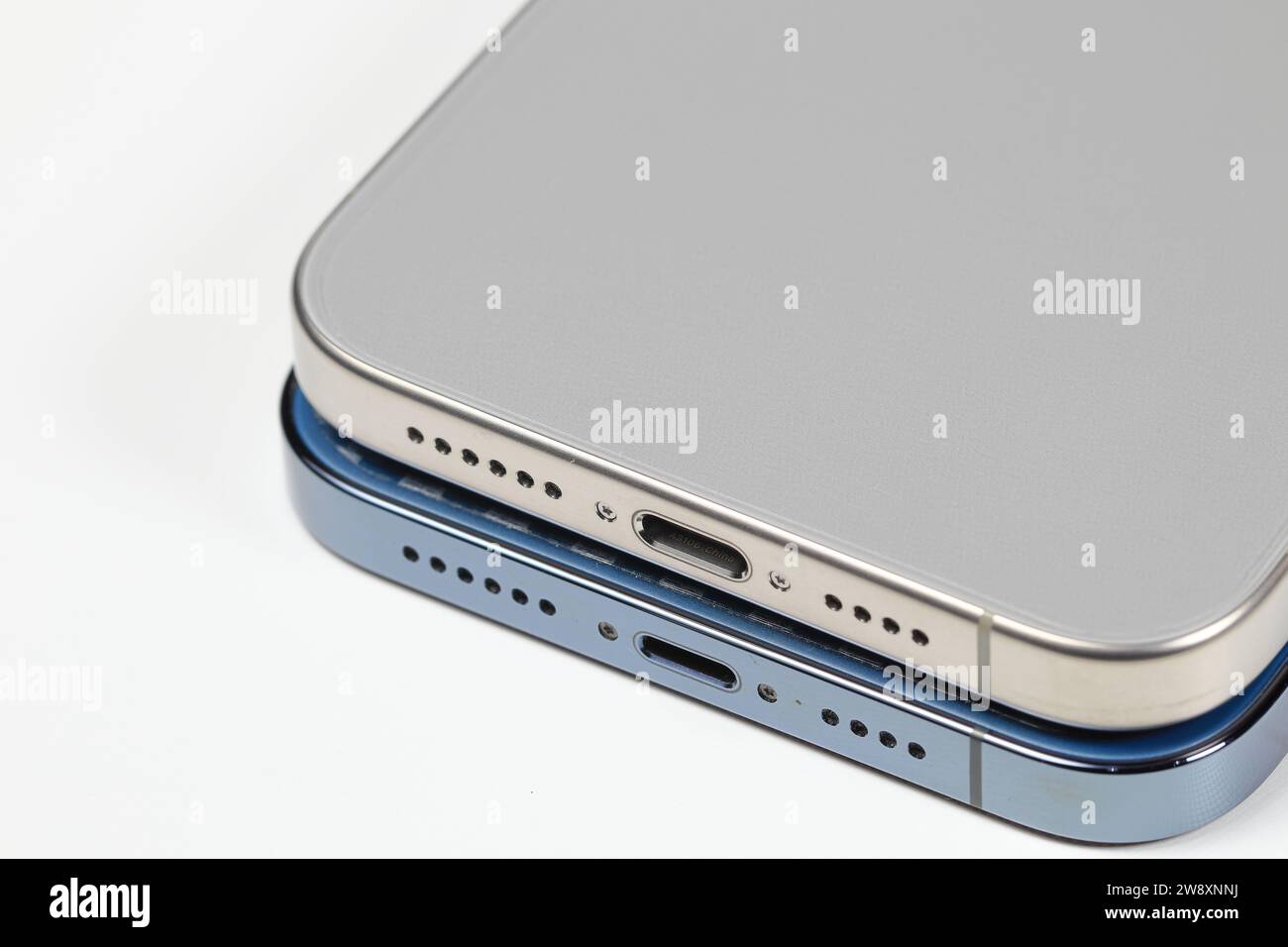 mockup smartphone or Mobile phone with triple camera on back isolated ...