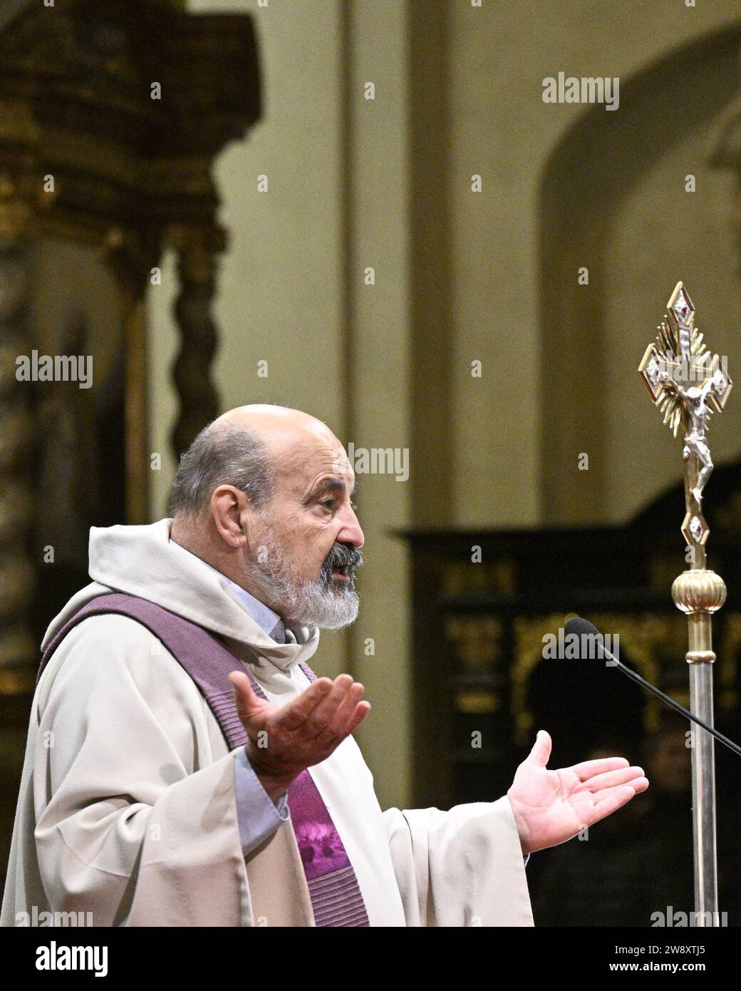 Prague, Czech Republic. 22nd Dec, 2023. Pastor of the Academic Parish ...